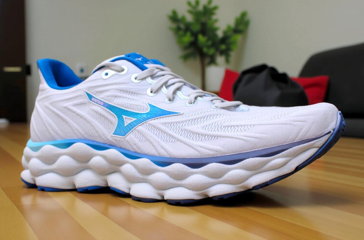 Mizuno Wave Sky 8：顶级缓震跑鞋领域的游戏规则改变者🌟 - Whatever RUN
